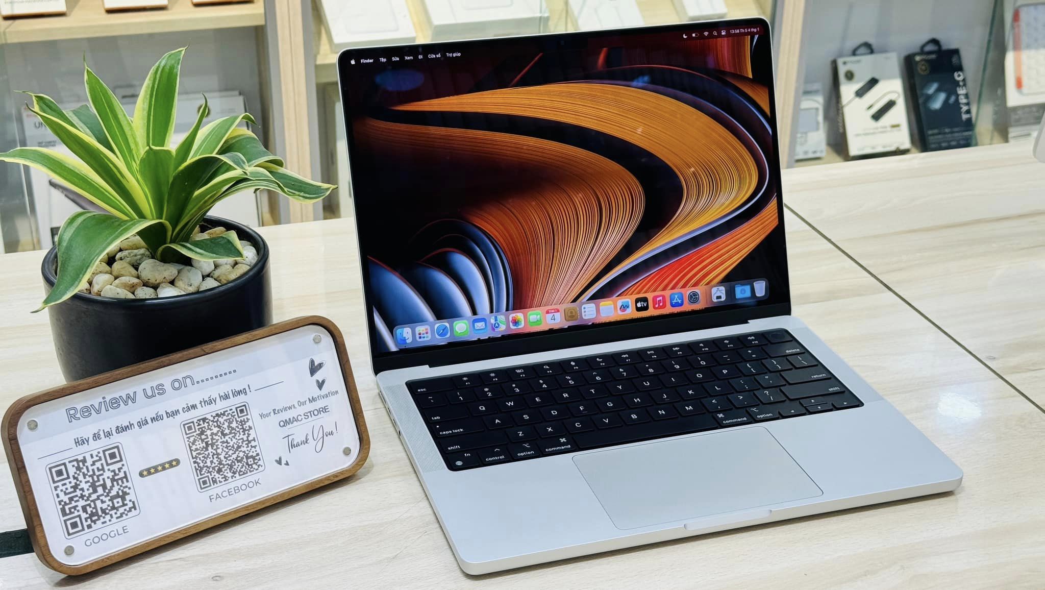 Thu Mua MacBook Cũ Giá Cao Cập Nhật Mới Nhất 2025