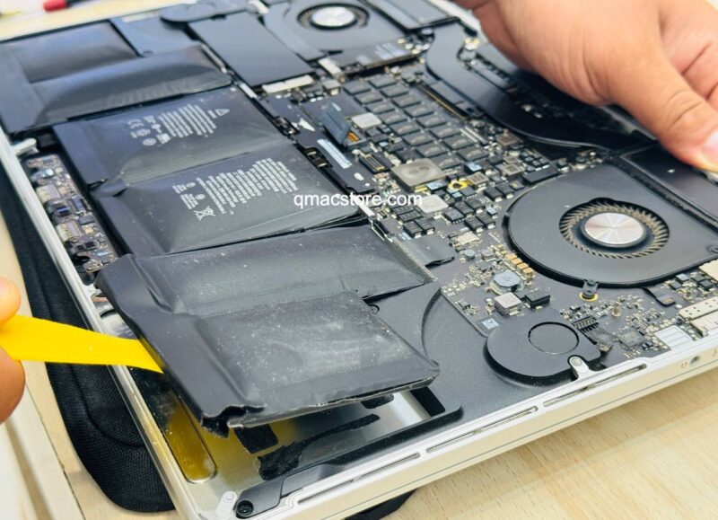 Sửa MacBook Uy Tín TPHCM Giá Tốt 08/2025